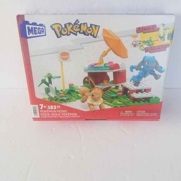 Toys | Mega Pokemon Pokemon Picnic 163 Pcs Hdl8 Eevee And Riolu ...